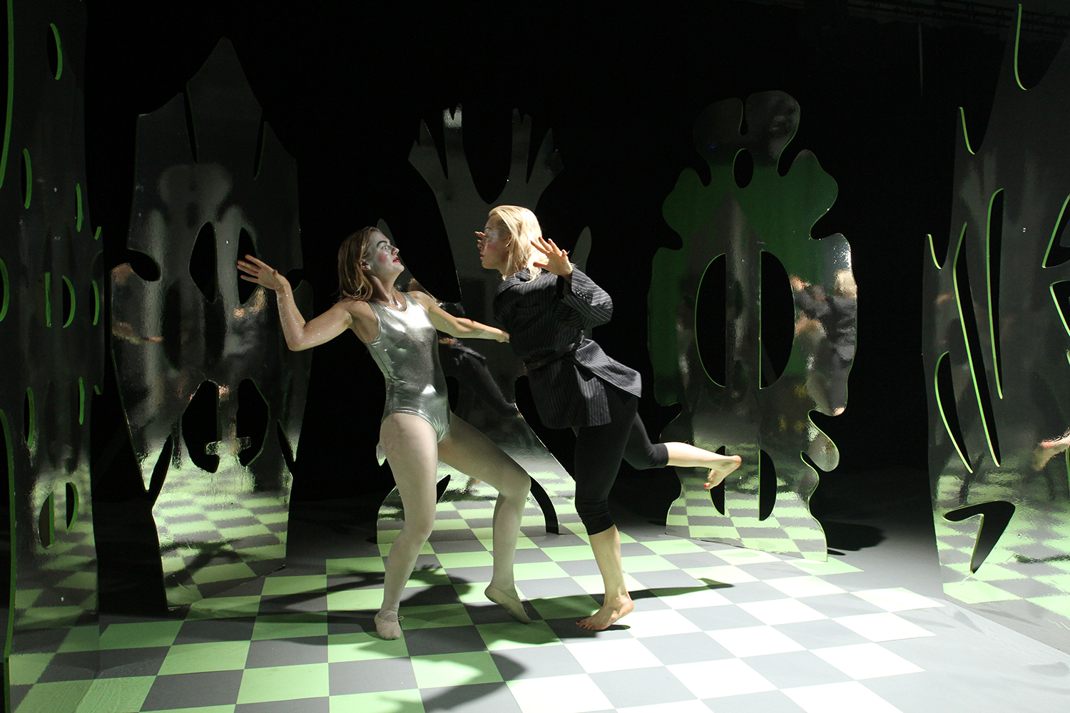 Shadow Play – Theatrum Mundi